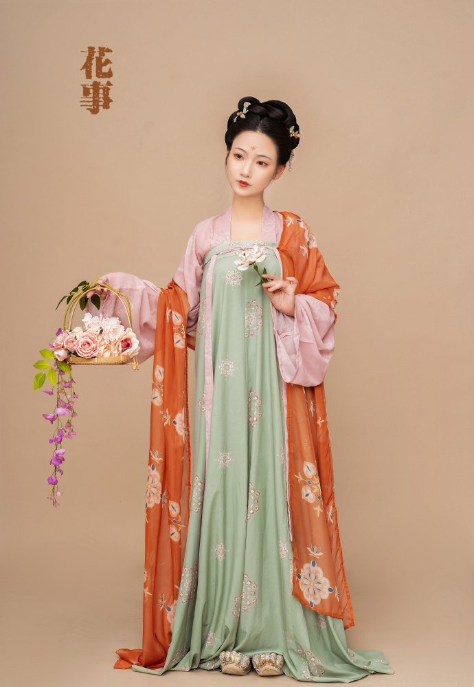 唐代汉服古风唐代汉服简笔画宋代汉服大山谷图库