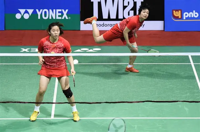 Badminton Masters women's singles two florets smoothly advance to women ...