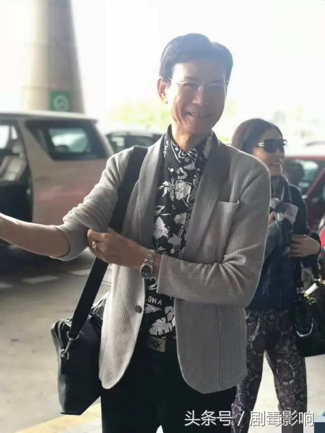 Text/Qu Feiyan Recently, Zheng Shaoqiu and his wife Guan Jinghua, who ...