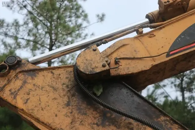 There are 7 major reasons for the excavator's arm drop, and 5 solutions ...