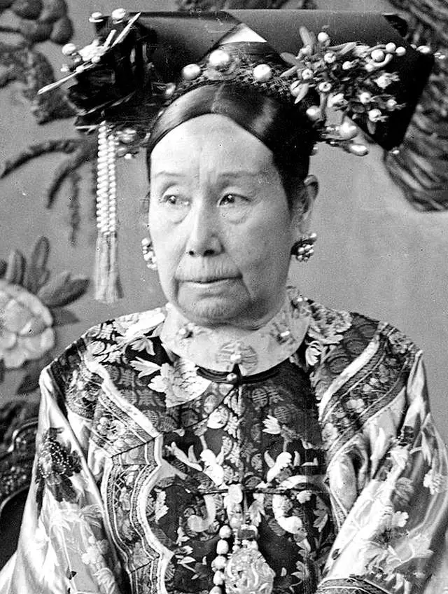 The 6-year-old child was Ling Chi, and it took 9 years to complete the ...