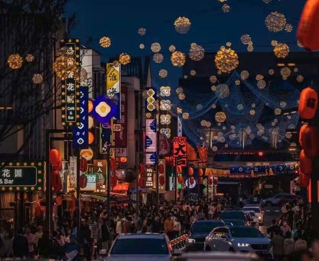 Dalian Japanese Street is making a comeback! The big man behind has ...