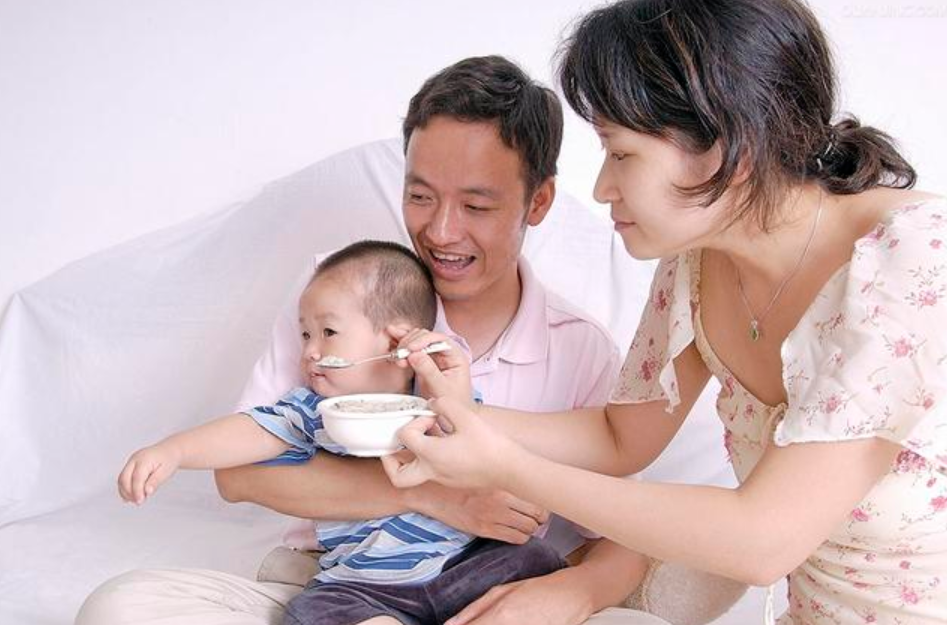 婴儿6个月辅食食谱（6个月宝宝加辅食） 幼儿百科 魔术铺